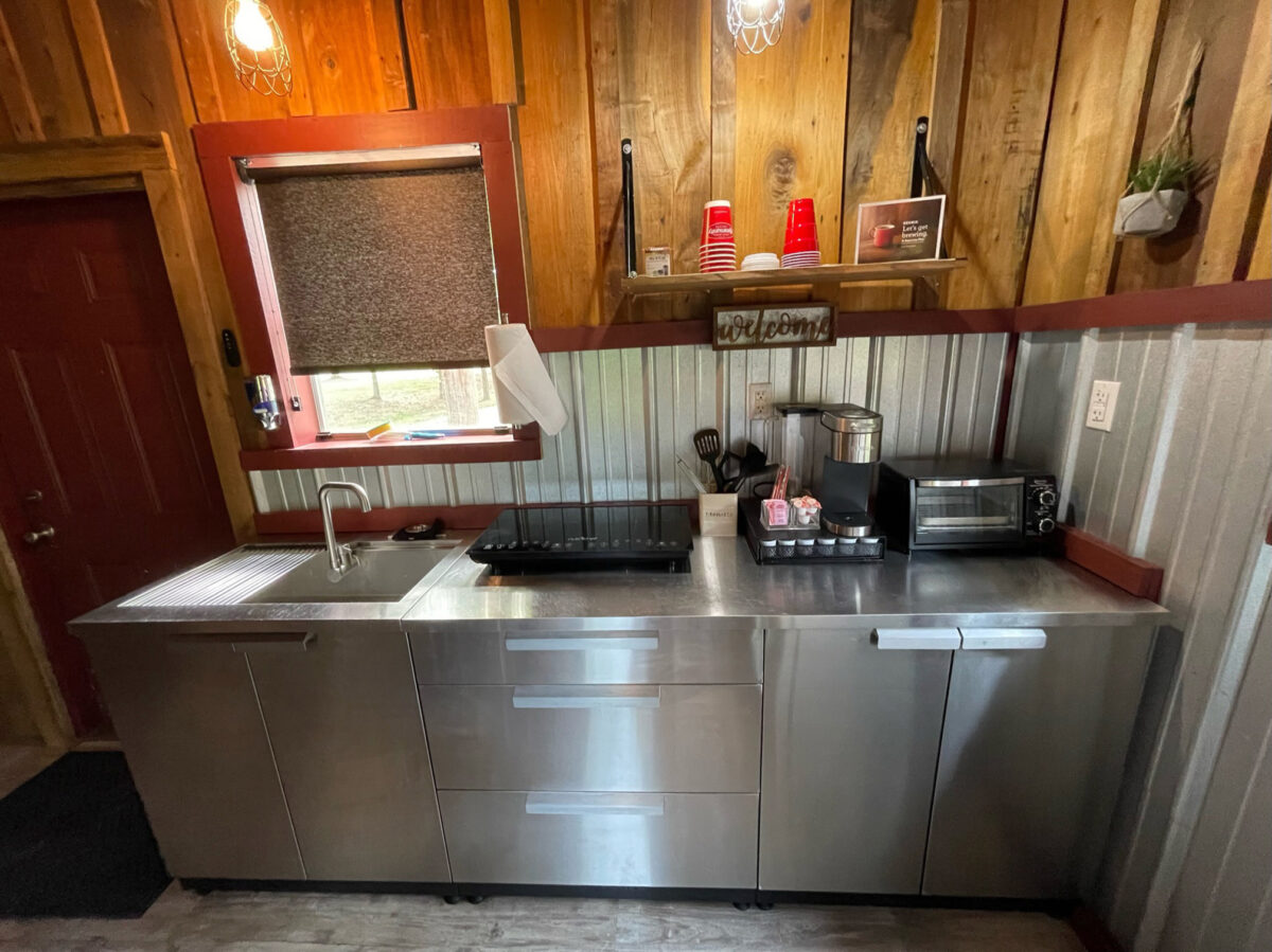 Riverview Cabin #2 – Hidden Springs RV Resort